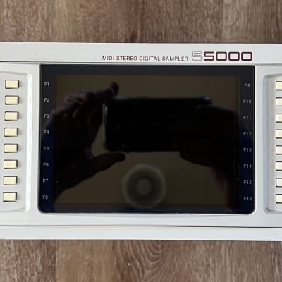 Akai S5000 V2 MIDI Stereo Digital Sampler 2000 White | Reverb