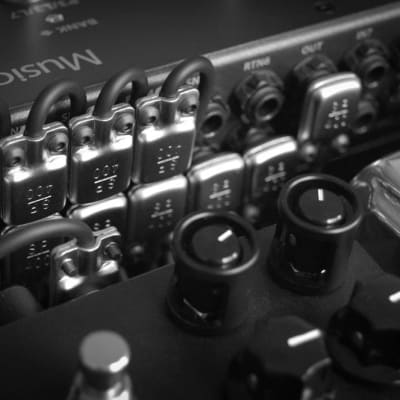 SquarePlug SP400 1/4" Low-Profile Soldered Plug Angled | Reverb