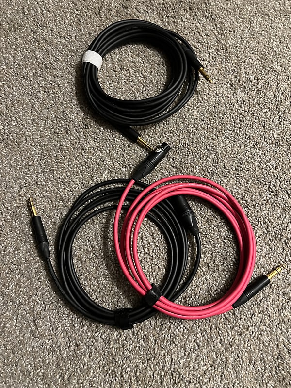 Mogami Mic cables Black red | Reverb