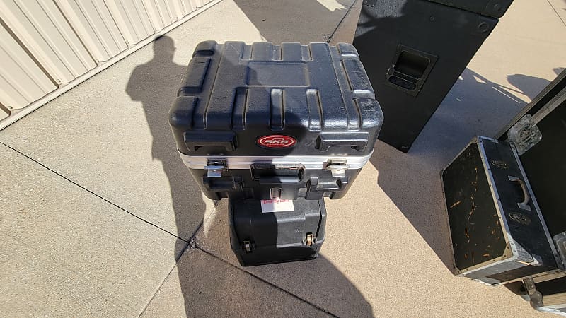 SKB 12 Mic Case | Reverb