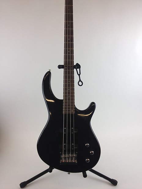 Dean Edge 4-String Electric Bass | Reverb UK