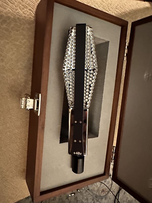 Cloud Microphone 34-A Active Ribbon Silver | Reverb