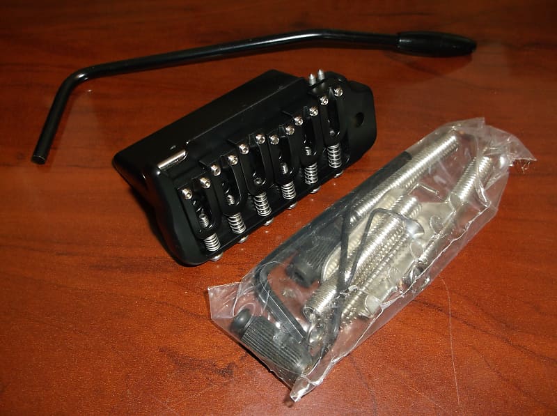 Hipshot US Contour Fulcrum Guitar Tremolo, #42100V - BLACK | Reverb