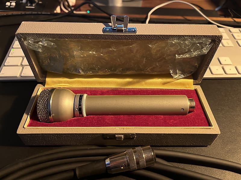 AKG D 19 C Cardioid Dynamic Microphone 1960s - Nickel | Reverb UK