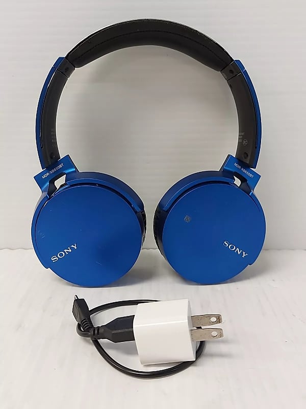 Sony MDR-XB650BT | Reverb Canada