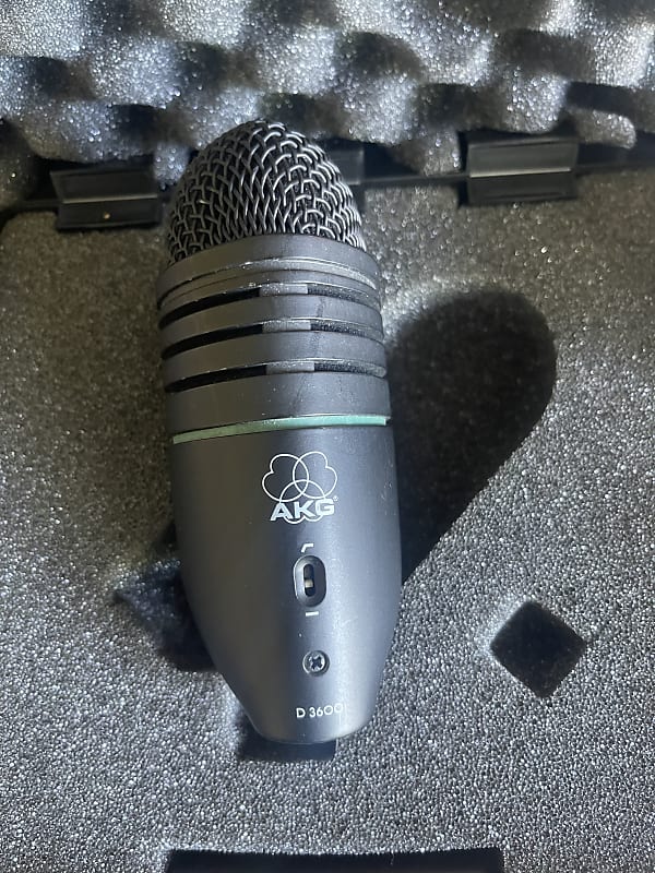 AKG D3600 | Reverb