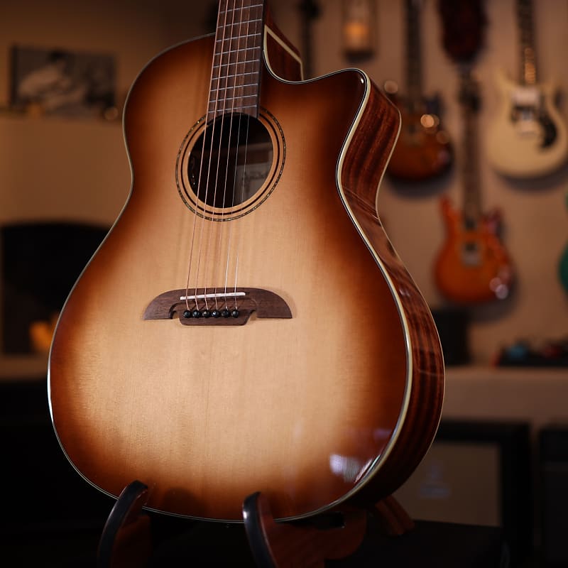 Alvarez Masterworks MG60CE Grand Auditorium Acoustic-Electric | Reverb