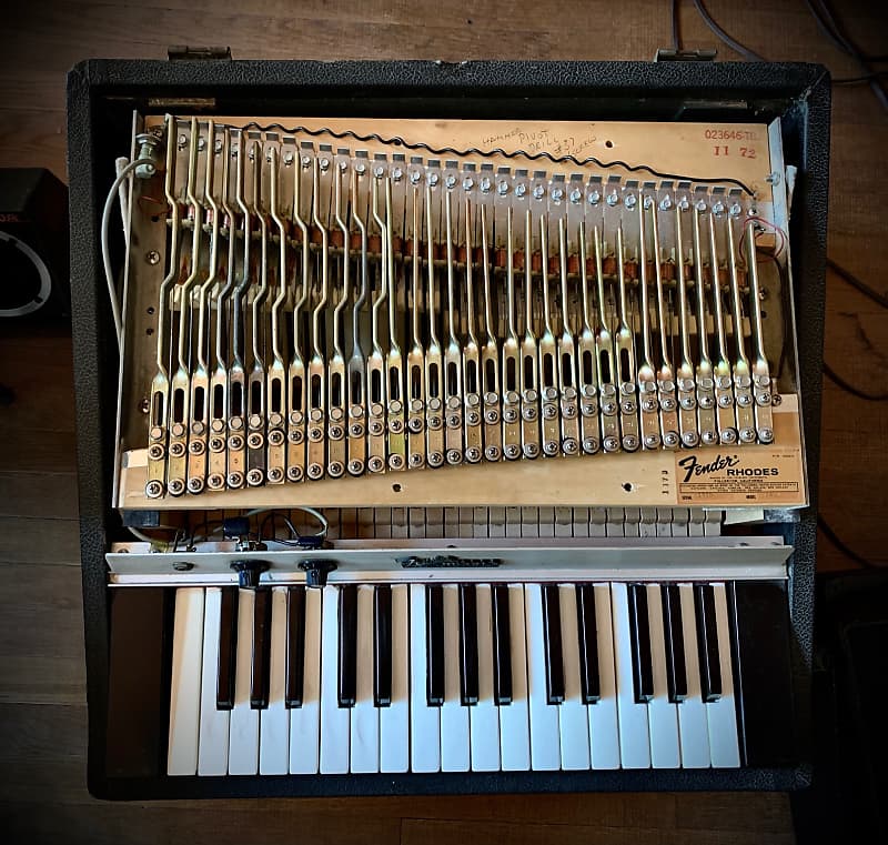 Fender Rhodes Piano Bass 1972 Black | Reverb