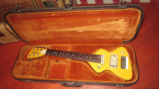 Hondo Chiquita Travel Dan Erlewine Circa 1980 Yellow | Reverb