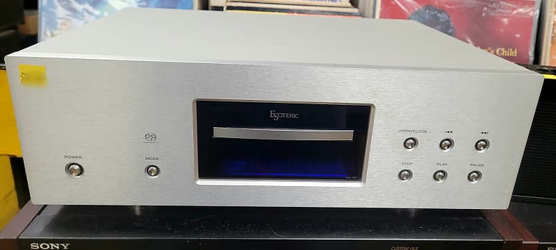 Esoteric SA-50 CD/SACD Player and DAC (TAS 203) 2000s Metal | Reverb