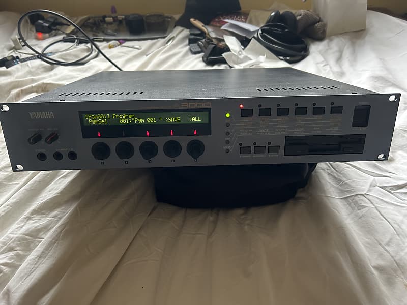 Yamaha A3000 1997 - Blue/grey | Reverb UK