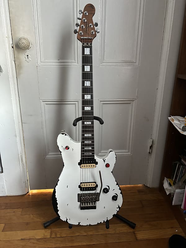 Firefly FFMN Relic 2024 - Vintage White | Reverb