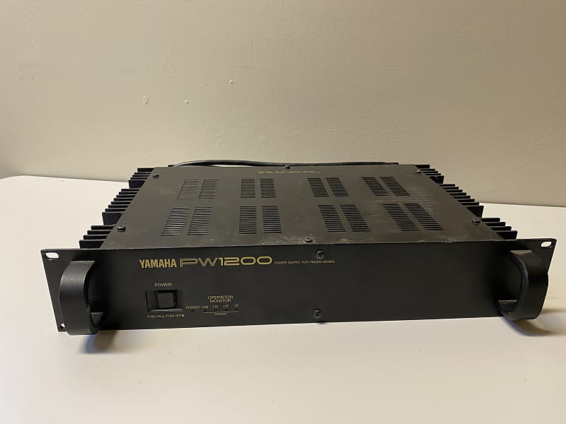 Yamaha PW1200 2000 - Black | Reverb