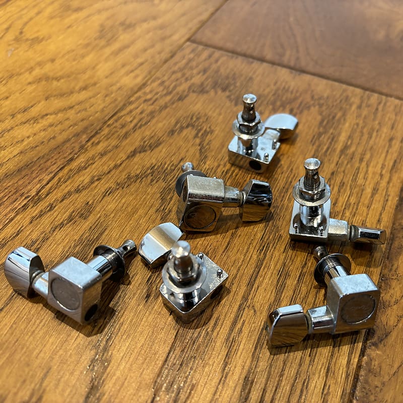Fender Tuners (machine heads) 2002 - Chrome | Reverb UK