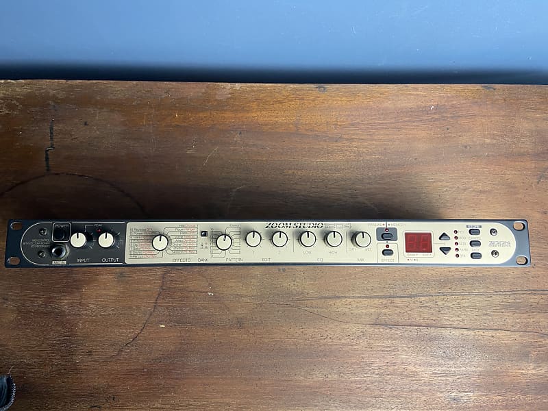 ZOOM Studio 1204 Multi Effects Unit With Vocoder | Reverb Deutschland