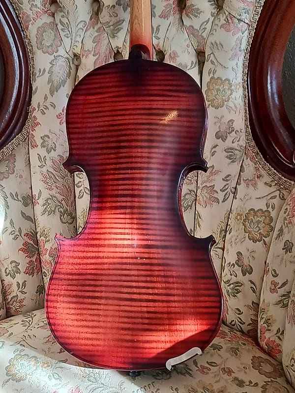 Older Unbranded Red Maple Violin 4/4 with bow strad mid 1960s | Reverb