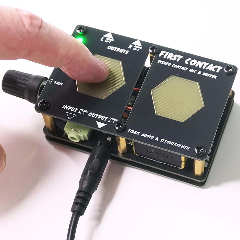 First Contact Tabletop Stereo Mic/Line Amplifier - | Reverb UK