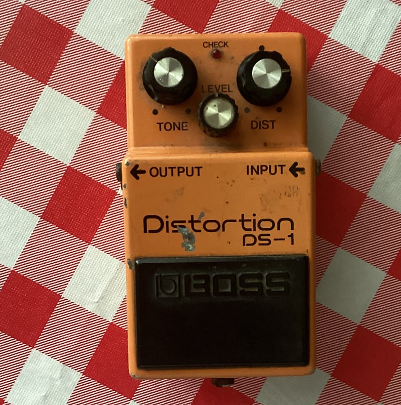 Boss DS-1 Distortion 1978 | Reverb