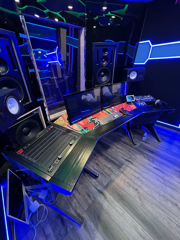 Slate Media Technology Raven MTi2 Control Surface - Black | Reverb