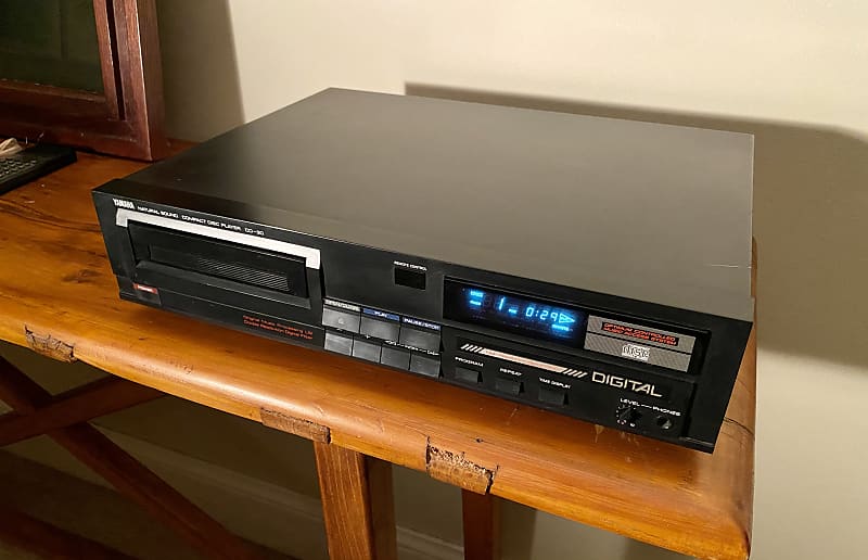 Yamaha CD-30 CD player (Burr-Brown PCM56 DAC) | Reverb