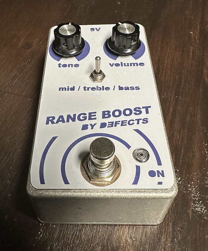 Defects FX Range Boost | Reverb