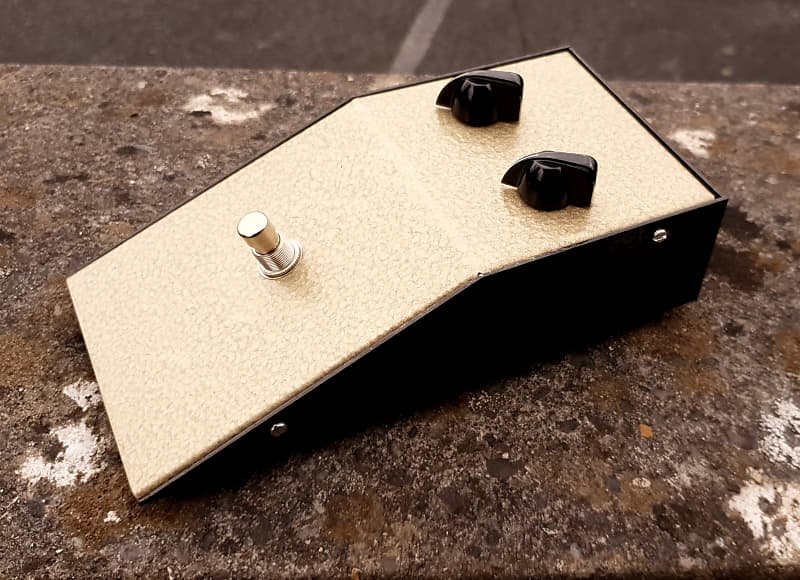 Super Electric MkI Wedge - Fuzz Pedal Tone Bender | Reverb Canada