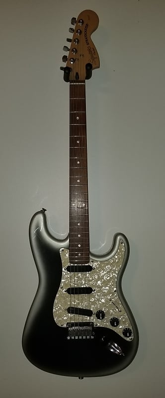 Squier Standard Strat Limited Edition Silverburst 2003 | Reverb