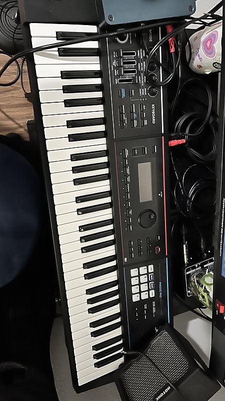 Roland Juno DS61 Synthesizer - Black | Reverb