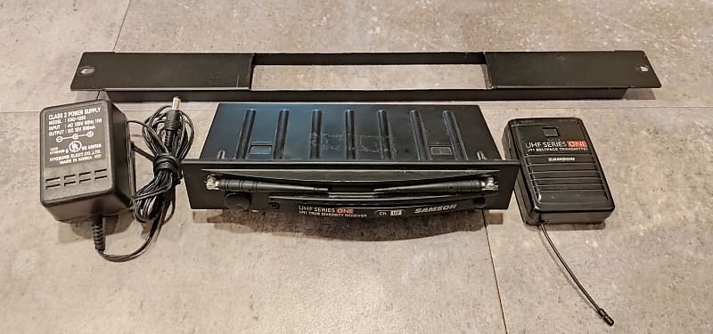 Samson UHF One UT1 UR1 UHF Wireless Mic Microphone | Reverb Australia