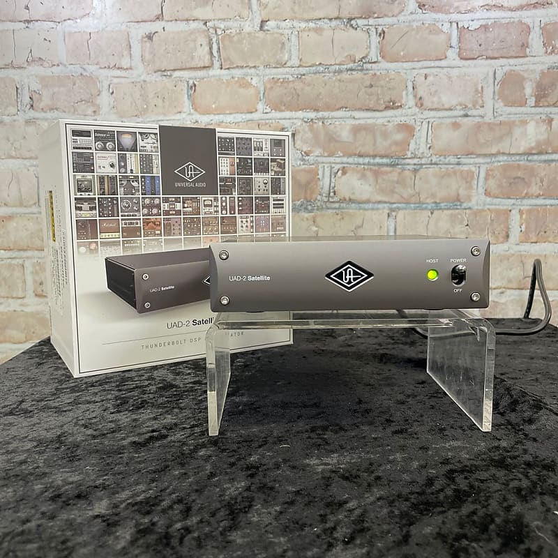 Universal Audio UAD-2 SATELLITE THUNDERBOLT 3 DSP ACCELERATOR | Reverb