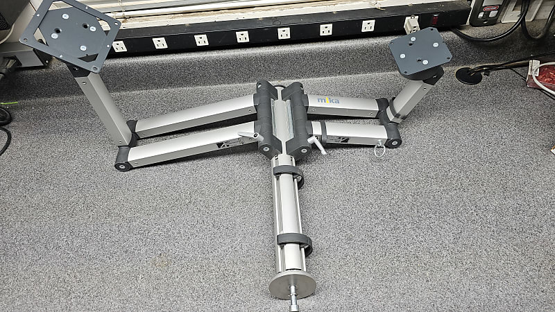 Yellowtec m!ka Dual Computer Monitor Desk Mount System Very | Reverb