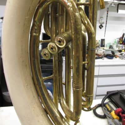 1965-1970 White King Fiberglass Sousaphone | Reverb