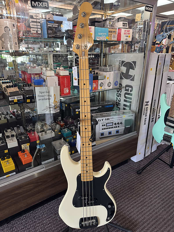 G&L SB-1 - Vintage White | Reverb