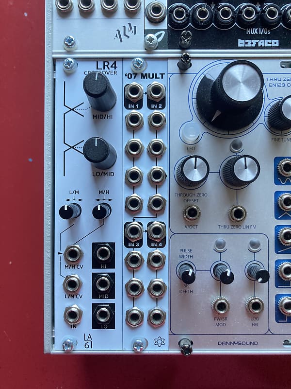 Synthrotek '07 Mult - Eurorack Buffered Mult 4 in 14 out | Reverb