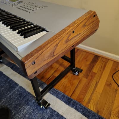 Custom Solid Oak Side Panels for Yamaha Motif ES8 by niksGear | Reverb