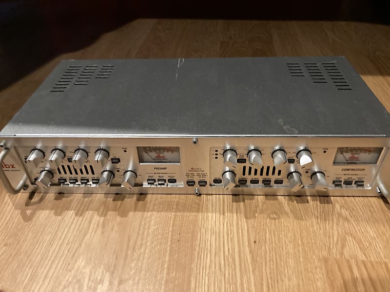 DBX 576 Mic pre & compressor | Reverb