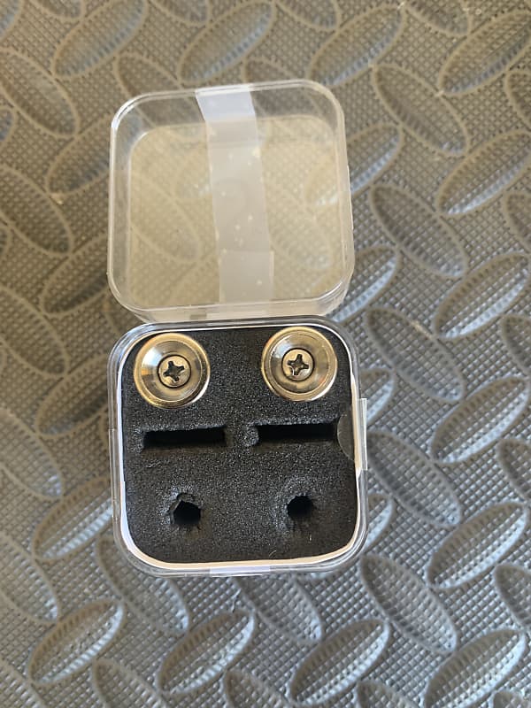 Genuine Fender Stratocaster/Telecaster 2021 Chrome Strap | Reverb