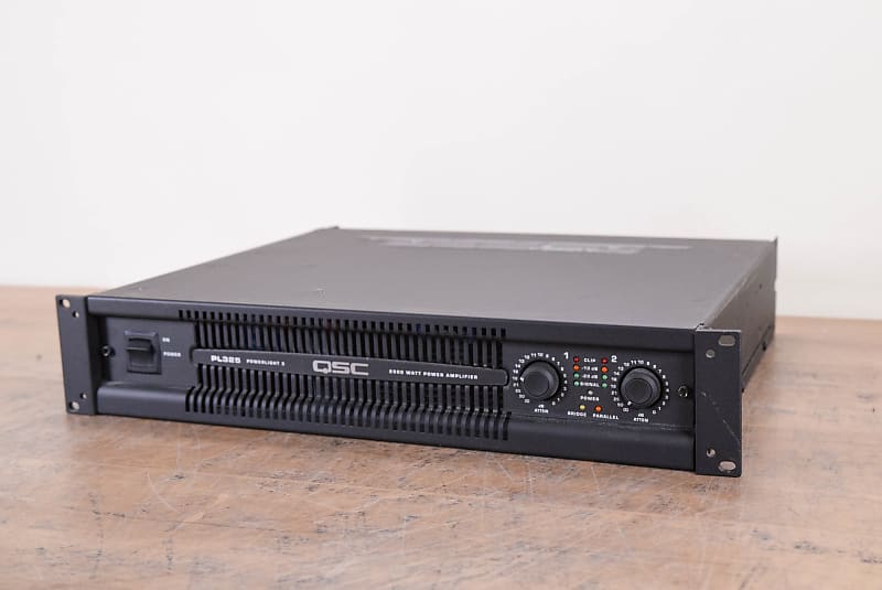 QSC PL325 Powerlight 3 Series Two-Channel Power Amplifier | Reverb