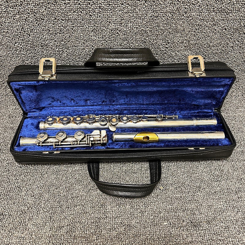 Gemeinhardt 30SB Solid Silver Flute with Case | Reverb