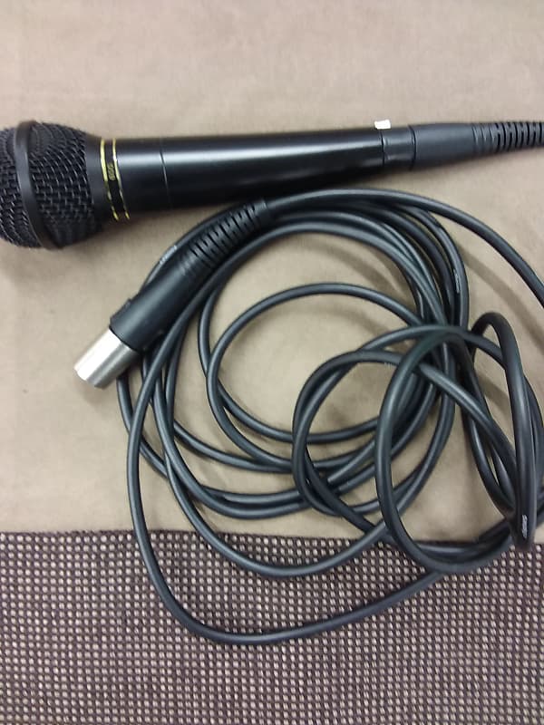 Unknown M-600 Microphone | Reverb