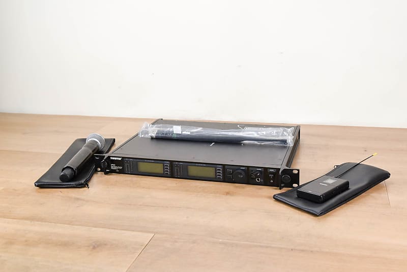 Shure UR4D Wireless Receiver with UR2/SM58 Mic and UR1 Belt | Reverb