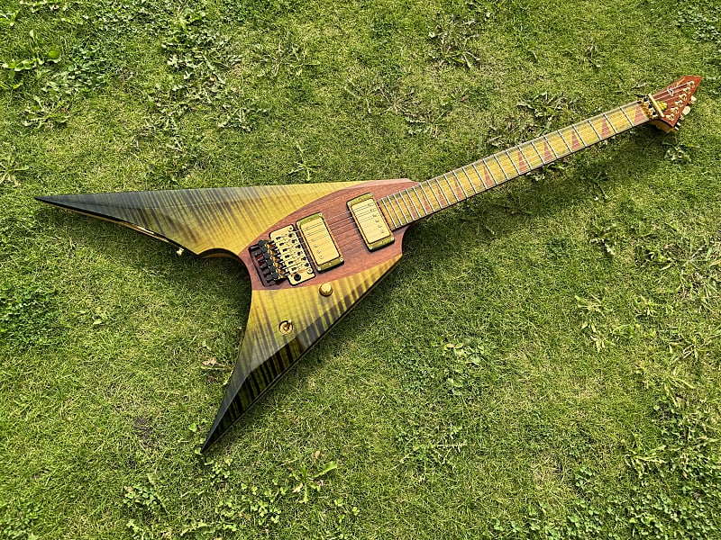 ESP Arrow Exhibition EX20-11 CS 2020 - Greenburst flame maple | Reverb