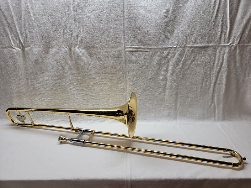 Bach Liberty Student Tenor Trombone w/ Case and Mouthpiece - | Reverb