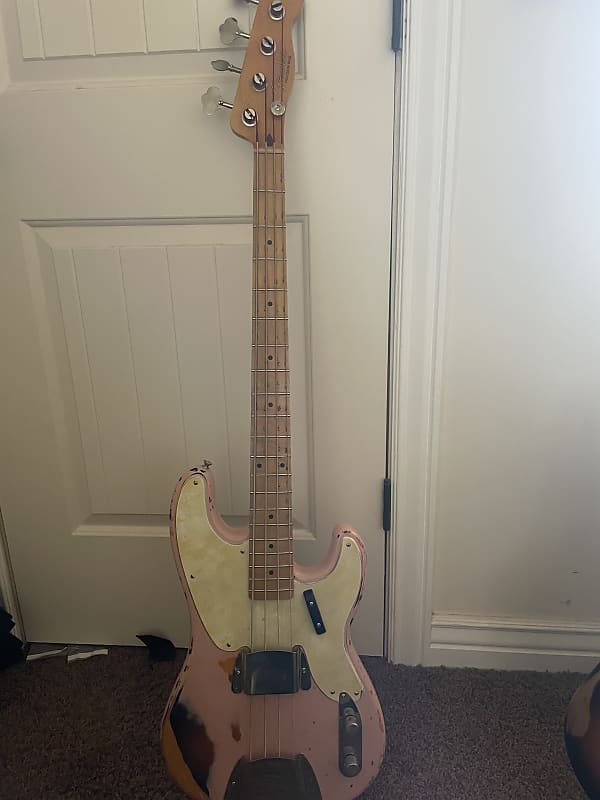 Fender Precision bass Shell pink | Reverb