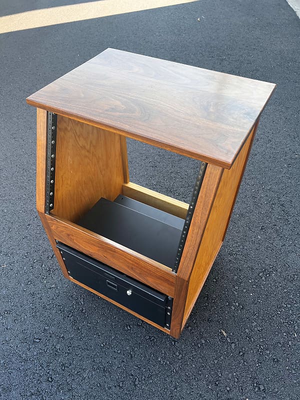 Custom Walnut 14U Audio Rack Dark Walnut | Reverb