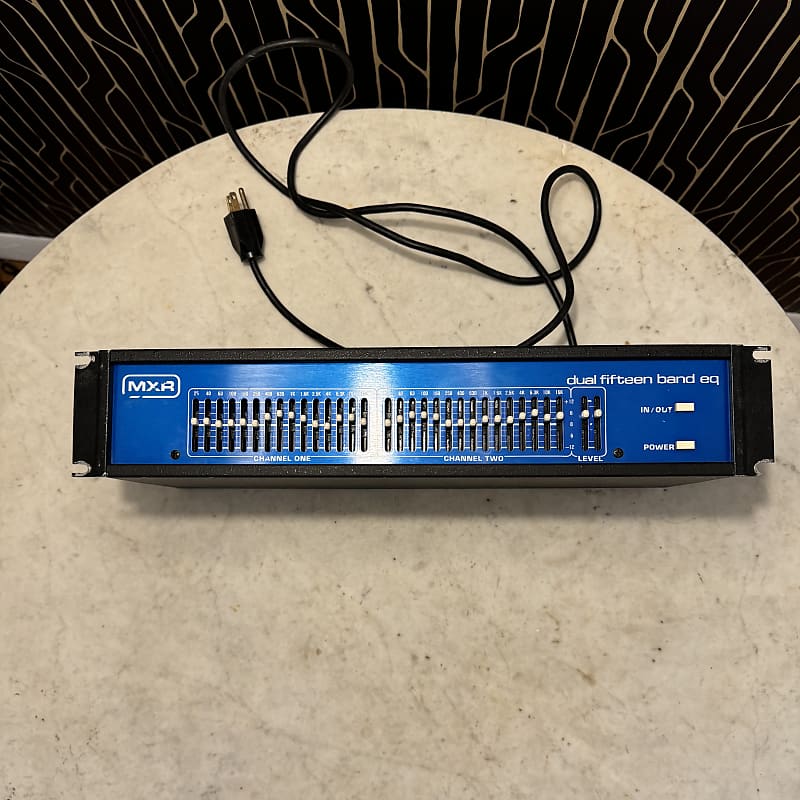 MXR Dual Fifteen Band EQ Rack | Reverb