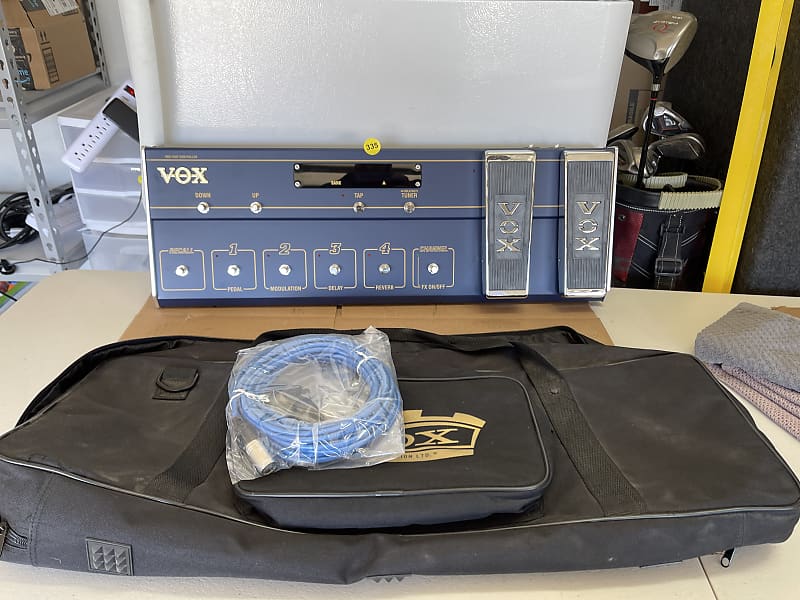 Vox Vox SUPER CLEAN VC-12 Foot Controller-BLUE CABLE 330 | Reverb