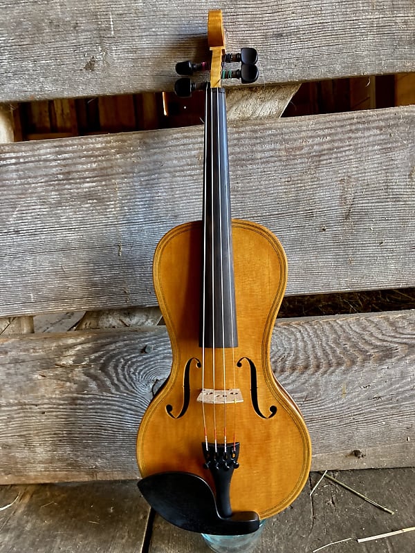 Custom Cornerless Violin | Reverb