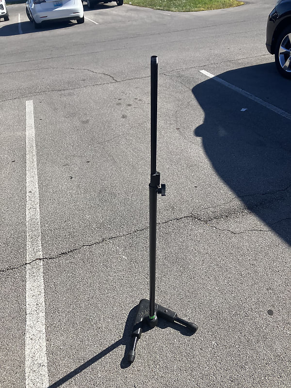 Peavey V base Mic Stand 90’s - Black | Reverb