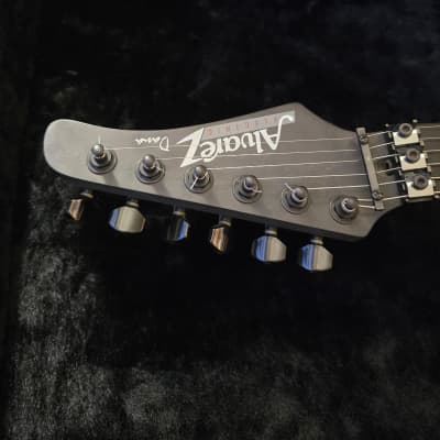 Alvarez Dana Scoop w/ Modulus Graphite Neck | Reverb